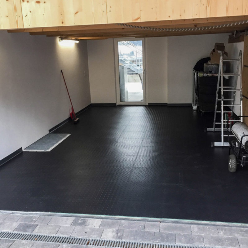 Module Garage tile, easy and cheap renovation of your garage